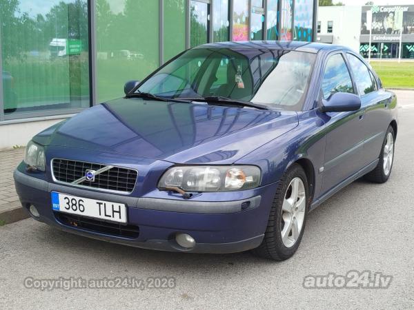 Blue Volvo S60 2002 in Tartu, with an engine capacity of 2.40 L and mileage of 272 thousand km for 1290 €, photo 1 on AUTOMOTO.COM.LV