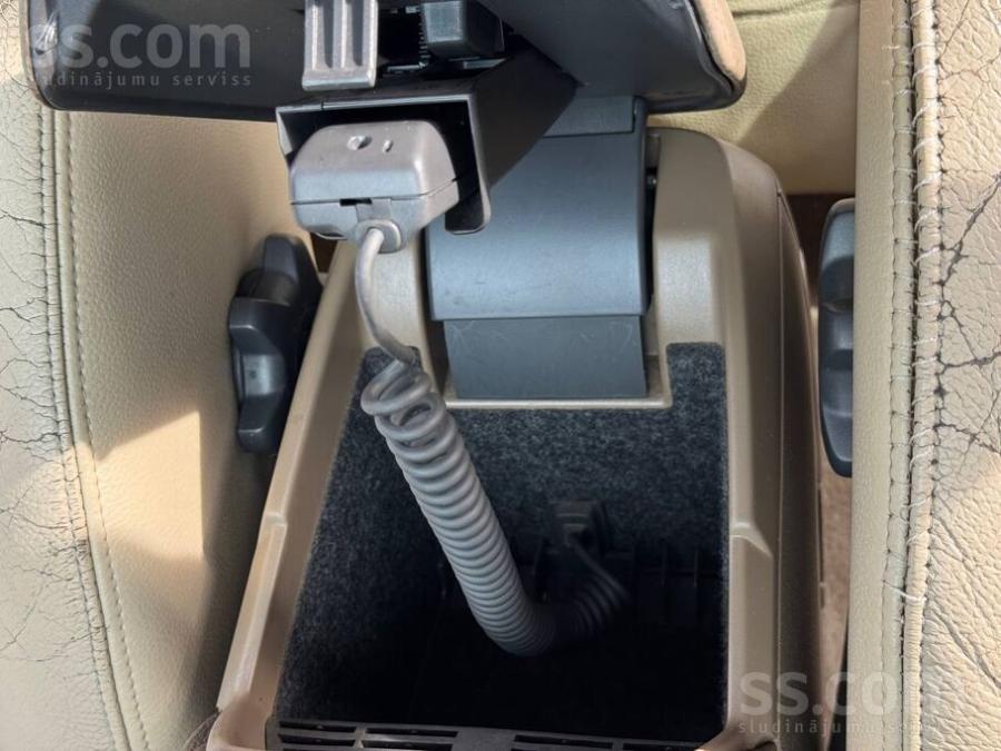 Zils Volvo S60 2002 Daugavpils, ar dzinēja tilpumu 2.00 L un nobraukumu 296 tūkst. km par 1590 €, foto 12 vietnē AUTOMOTO.COM.LV