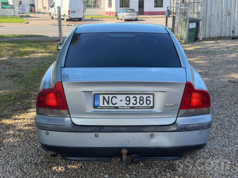 Синий Вольво С60 2002 в Рига, объемом двигателя 2.40 л и пробегом 501 тыс. км за 399 €, фото 6 на AUTOMOTO.COM.LV