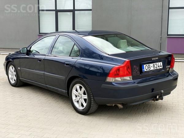 Blue Volvo S60 2002 in Riga, with an engine capacity of 2.40 L and mileage of 340 thousand km for 2800 €, photo 6 on AUTOMOTO.COM.LV