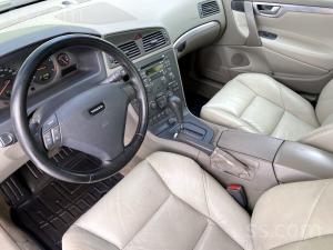 Zils Volvo S60 2002 Rīga, ar dzinēja tilpumu 2.40 L un nobraukumu 340 tūkst. km par 2800 €, foto 10 vietnē AUTOMOTO.COM.LV