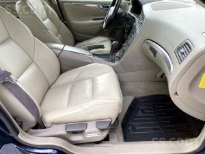 Zils Volvo S60 2002 Rīga, ar dzinēja tilpumu 2.40 L un nobraukumu 340 tūkst. km par 2800 €, foto 14 vietnē AUTOMOTO.COM.LV
