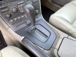 Zils Volvo S60 2002 Rīga, ar dzinēja tilpumu 2.40 L un nobraukumu 340 tūkst. km par 2800 €, foto 16 vietnē AUTOMOTO.COM.LV