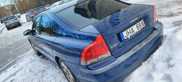 Blue Volvo S60 2002 in Vilnius, with an engine capacity of 2.40 L and mileage of 401 thousand km for 1300 €, photo 7 on AUTOMOTO.COM.LV