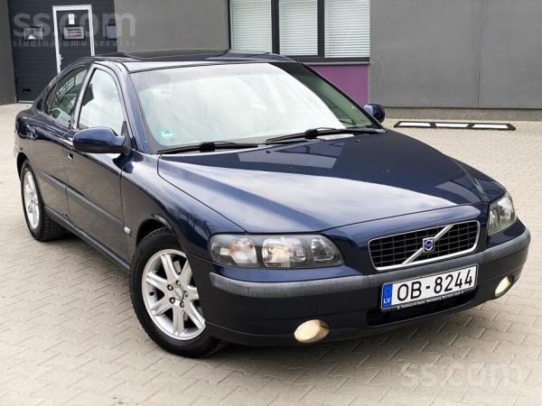 Volvo S60 2002 Rīga vietnē Zils Volvo S60 2002 Rīga, ar dzinēja tilpumu 2.40 L un nobraukumu 340 tūkst. km par 2800 €, foto 1 vietnē AUTOMOTO.COM.LV