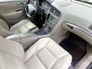 Blue Volvo S60 2002 in Riga, with an engine capacity of 2.40 L and mileage of 340 thousand km for 2800 €, photo 14 on AUTOMOTO.COM.LV