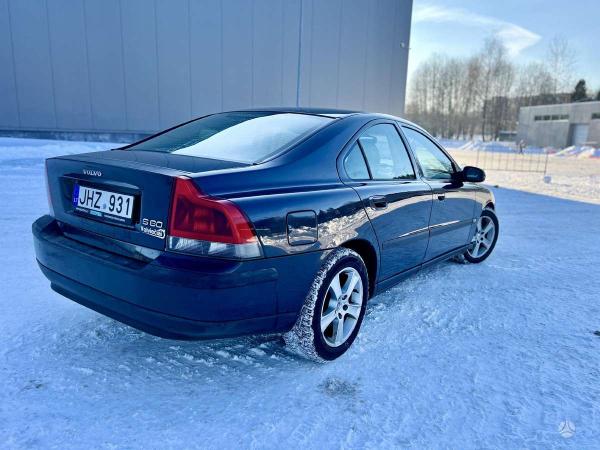 Blue Volvo S60 2003 in Vilnius, with an engine capacity of 0.00 L and mileage of 476 thousand km for 830 €, photo 5 on AUTOMOTO.COM.LV