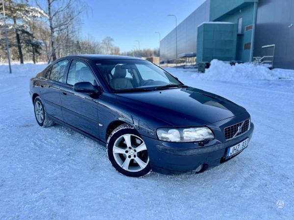 Blue Volvo S60 2003 in Vilnius, with an engine capacity of 0.00 L and mileage of 476 thousand km for 830 €, photo 8 on AUTOMOTO.COM.LV