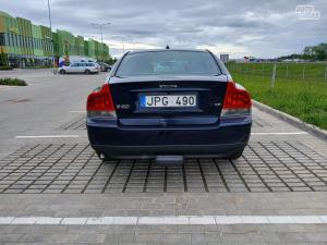 Blue Volvo S60 2003 in Vilnius, with an engine capacity of 2.40 L and mileage of 316 thousand km for 1100 €, photo 5 on AUTOMOTO.COM.LV