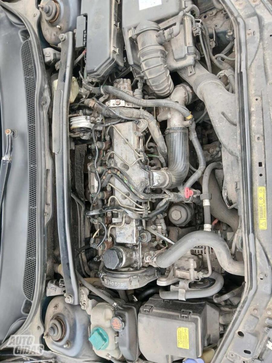 Blue Volvo S60 2003 in Vilnius, with an engine capacity of 2.40 L and mileage of 316 thousand km for 1100 €, photo 15 on AUTOMOTO.COM.LV