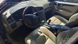 Blue Volvo S60 2003 in Riga, with an engine capacity of 2.40 L and mileage of 402 thousand km for 1600 €, photo 4 on AUTOMOTO.COM.LV
