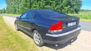 Blue Volvo S60 2003 in Riga, with an engine capacity of 2.40 L and mileage of 362 thousand km for 1400 €, photo 5 on AUTOMOTO.COM.LV