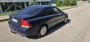 Zils Volvo S60 2003 Viļņa, ar dzinēja tilpumu 2.40 L un nobraukumu 390 tūkst. km par 850 €, foto 7 vietnē AUTOMOTO.COM.LV