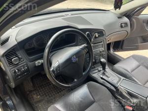 Blue Volvo S60 2003 in Jelgava, with an engine capacity of 2.40 L and mileage of 337 thousand km for 1580 €, photo 7 on AUTOMOTO.COM.LV