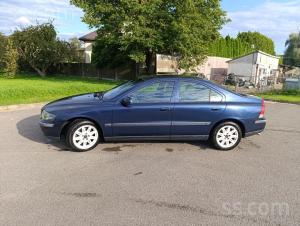Blue Volvo S60 2003 in Riga, with an engine capacity of 2.40 L and mileage of 209 thousand km for 2500 €, photo  on AUTOMOTO.COM.LV