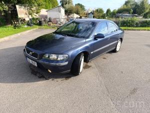 Blue Volvo S60 2003 in Riga, with an engine capacity of 2.40 L and mileage of 209 thousand km for 2500 €, photo 3 on AUTOMOTO.COM.LV