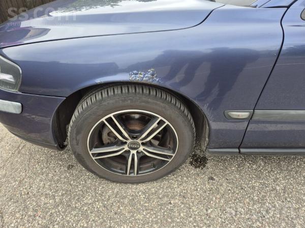Volvo S60 2003 Rīga vietnē Zils Volvo S60 2003 Rīga, ar dzinēja tilpumu 2.40 L un nobraukumu 293 tūkst. km par 1500 €, foto 3 vietnē AUTOMOTO.COM.LV