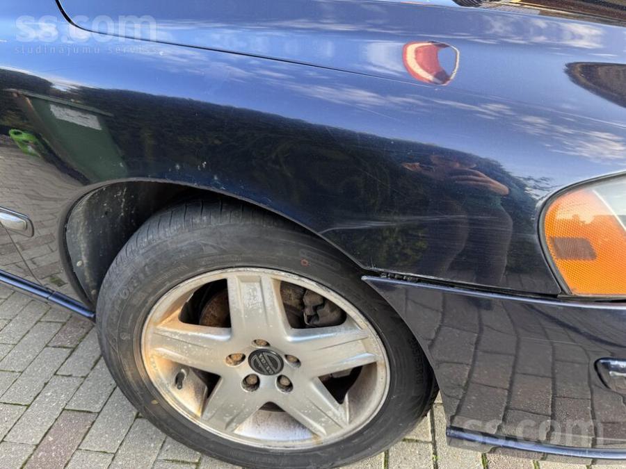 Zils Volvo S60 2004 Rīga, ar dzinēja tilpumu 2.40 L un nobraukumu 314 tūkst. km par 1200 €, foto 2 vietnē AUTOMOTO.COM.LV