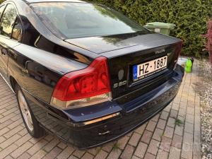 Zils Volvo S60 2004 Rīga, ar dzinēja tilpumu 2.40 L un nobraukumu 314 tūkst. km par 1200 €, foto 10 vietnē AUTOMOTO.COM.LV