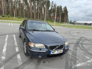 Blue Volvo S60 2004 in Riga, with an engine capacity of 2.40 L and mileage of 300 thousand km for 2100 €, photo 6 on AUTOMOTO.COM.LV