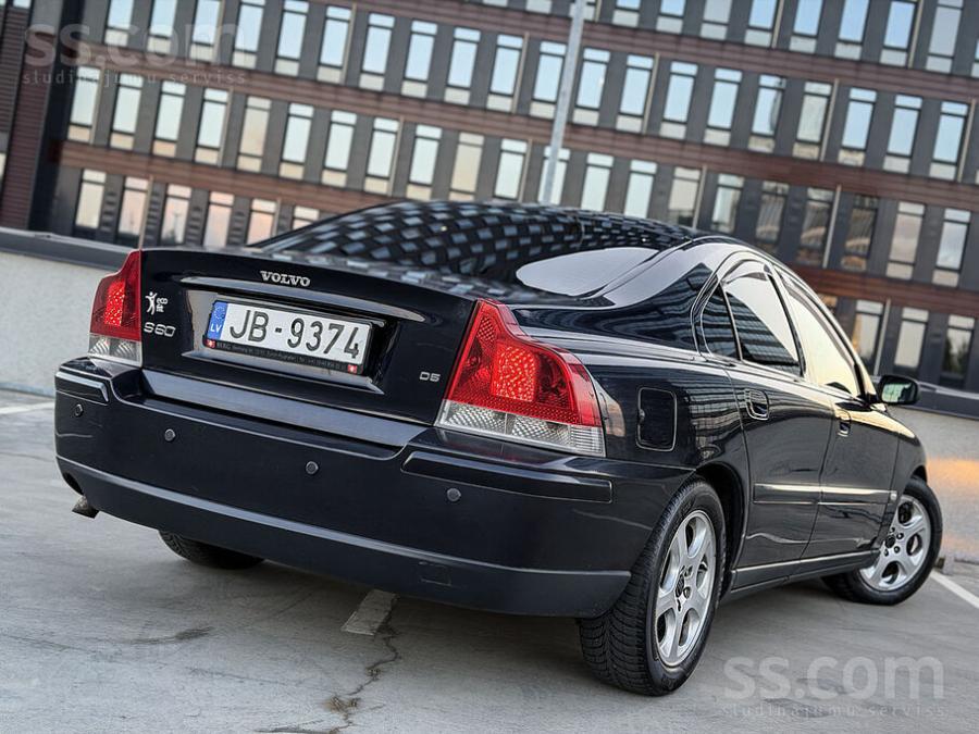 Zils Volvo S60 2004 Rīga, ar dzinēja tilpumu 2.40 L un nobraukumu 0 tūkst. km par 1950 €, foto 7 vietnē AUTOMOTO.COM.LV