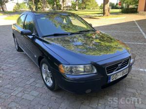 Синий Вольво С60 2004 в Елгава, объемом двигателя 2.40 л и пробегом 292 тыс. км за 1850 €, фото 1 на AUTOMOTO.COM.LV