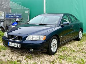 Zils Volvo S60 2004 Rīga, ar dzinēja tilpumu 2.40 L un nobraukumu 242 tūkst. km par 1000 €, foto 3 vietnē AUTOMOTO.COM.LV