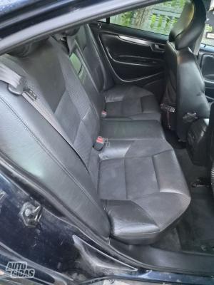 Blue Volvo S60 2004 in Alytus, with an engine capacity of 2.40 L and mileage of 422 thousand km for 1499 €, photo 10 on AUTOMOTO.COM.LV