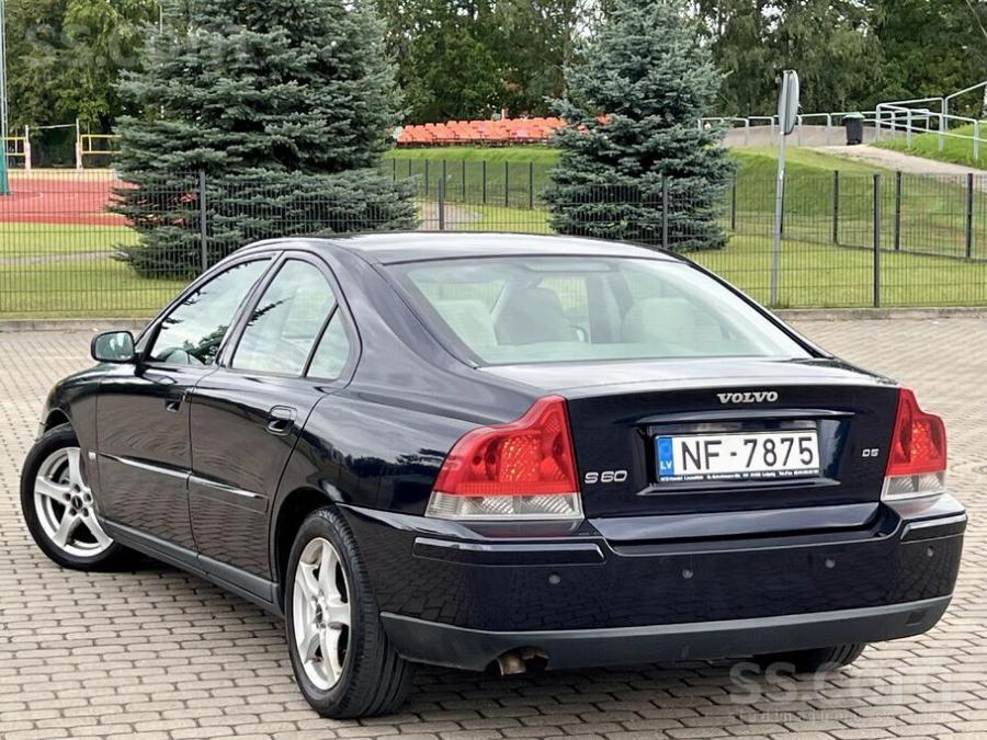 Синий Вольво С60 2004 в Елгава, объемом двигателя 2.40 л и пробегом 276 тыс. км за 1750 €, фото 6 на AUTOMOTO.COM.LV