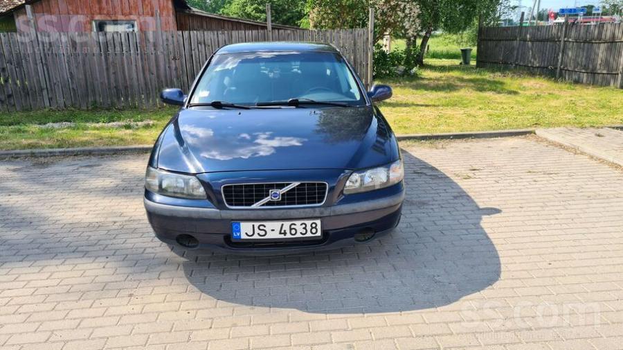 Zils Volvo S60 2004 Rīga, ar dzinēja tilpumu 2.40 L un nobraukumu 410 tūkst. km par 1500 €, foto 5 vietnē AUTOMOTO.COM.LV