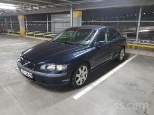 Zils Volvo S60 2004 Rīga, ar dzinēja tilpumu 2.40 L un nobraukumu 410 tūkst. km par 1500 €, foto 8 vietnē AUTOMOTO.COM.LV