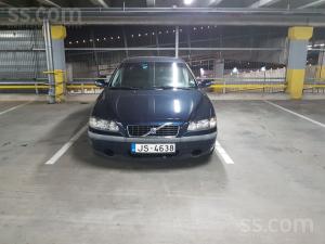 Zils Volvo S60 2004 Rīga, ar dzinēja tilpumu 2.40 L un nobraukumu 410 tūkst. km par 1500 €, foto 9 vietnē AUTOMOTO.COM.LV