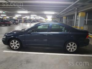 Zils Volvo S60 2004 Rīga, ar dzinēja tilpumu 2.40 L un nobraukumu 410 tūkst. km par 1500 €, foto 12 vietnē AUTOMOTO.COM.LV