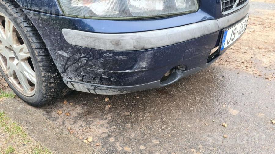 Zils Volvo S60 2004 Rīga, ar dzinēja tilpumu 2.40 L un nobraukumu 410 tūkst. km par 1500 €, foto 16 vietnē AUTOMOTO.COM.LV
