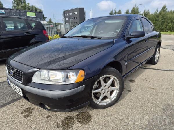 Volvo S60 2004 Rīga vietnē Zils Volvo S60 2004 Rīga, ar dzinēja tilpumu 2.40 L un nobraukumu 0 tūkst. km par 1100 €, foto 5 vietnē AUTOMOTO.COM.LV