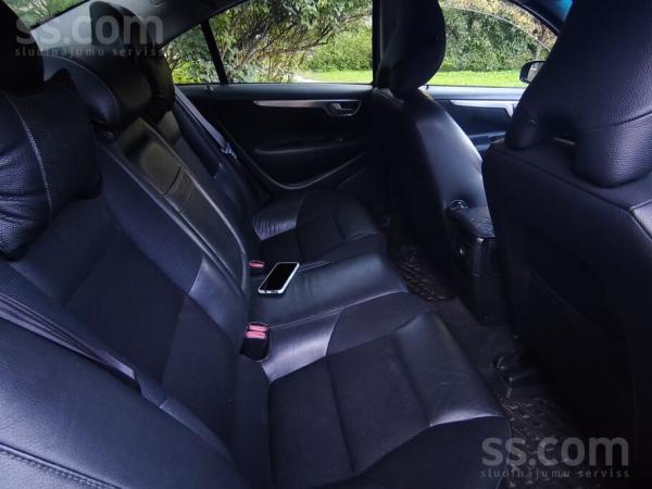 Zils Volvo S60 2005 Rīga, ar dzinēja tilpumu 2.40 L un nobraukumu 249 tūkst. km par 2250 €, foto 7 vietnē AUTOMOTO.COM.LV
