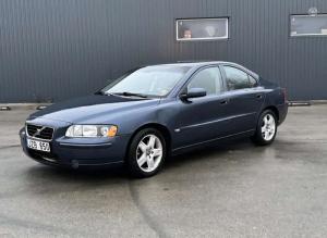 Zils Volvo S60 2005 Tauragė, ar dzinēja tilpumu 2.40 L un nobraukumu 320 tūkst. km par 1580 €, foto 2 vietnē AUTOMOTO.COM.LV