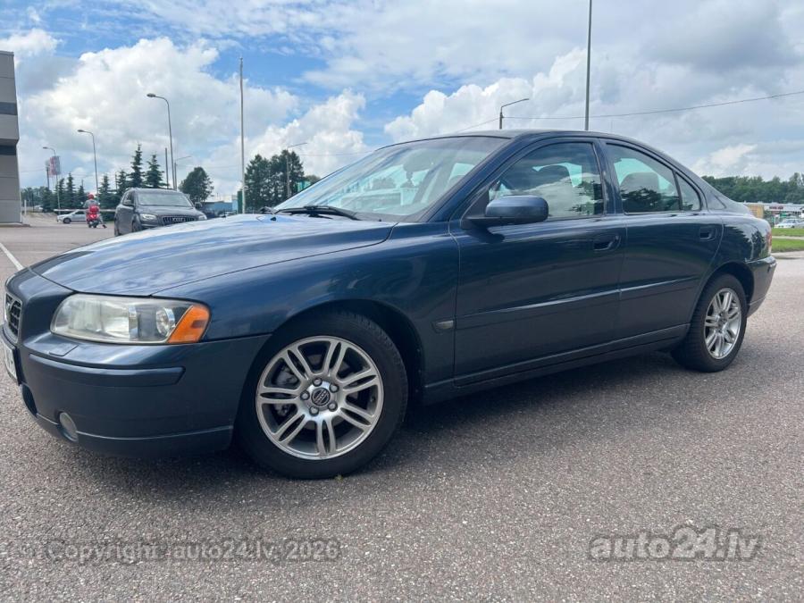 Blue Volvo S60 2005 in Tallinn, with an engine capacity of 2.50 L and mileage of 190 thousand km for 3000 €, photo 4 on AUTOMOTO.COM.LV
