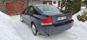 Blue Volvo S60 2005 in Taurage, with an engine capacity of 2.40 L and mileage of 310 thousand km for 950 €, photo 4 on AUTOMOTO.COM.LV