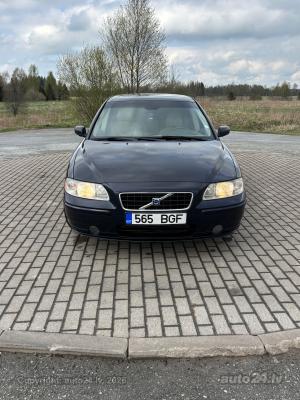 Blue Volvo S60 2005 in Rapla, with an engine capacity of 2.40 L and mileage of 0 thousand km for 1500 €, photo 4 on AUTOMOTO.COM.LV