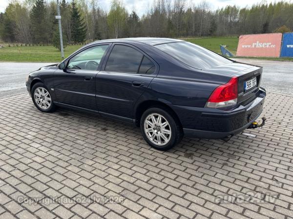 Blue Volvo S60 2005 in Rapla, with an engine capacity of 2.40 L and mileage of 0 thousand km for 1500 €, photo 6 on AUTOMOTO.COM.LV