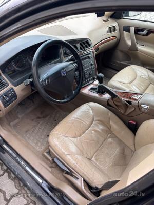 Blue Volvo S60 2005 in Rapla, with an engine capacity of 2.40 L and mileage of 0 thousand km for 1500 €, photo 8 on AUTOMOTO.COM.LV