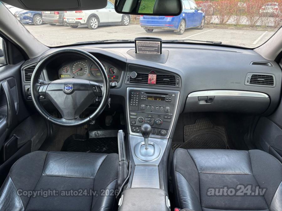 Zils Volvo S60 2005 Tallina, ar dzinēja tilpumu 2.40 L un nobraukumu 372 tūkst. km par 1399 €, foto 8 vietnē AUTOMOTO.COM.LV