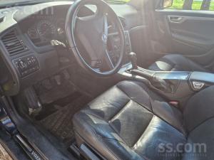 Blue Volvo S60 2005 in Riga, with an engine capacity of 2.40 L and mileage of 385 thousand km for 1250 €, photo 3 on AUTOMOTO.COM.LV
