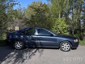 Синий Вольво С60 2005 в Рига, объемом двигателя 2.00 л и пробегом 290 тыс. км за 1550 €, фото 5 на AUTOMOTO.COM.LV
