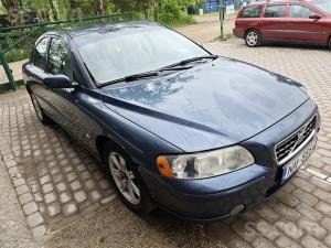 Blue Volvo S60 2005 in Riga, with an engine capacity of 2.00 L and mileage of 291 thousand km for 1790 €, photo 7 on AUTOMOTO.COM.LV