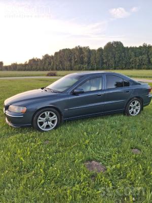 Blue Volvo S60 2005 in Ogre, with an engine capacity of 2.40 L and mileage of 313 thousand km for 1650 €, photo  on AUTOMOTO.COM.LV