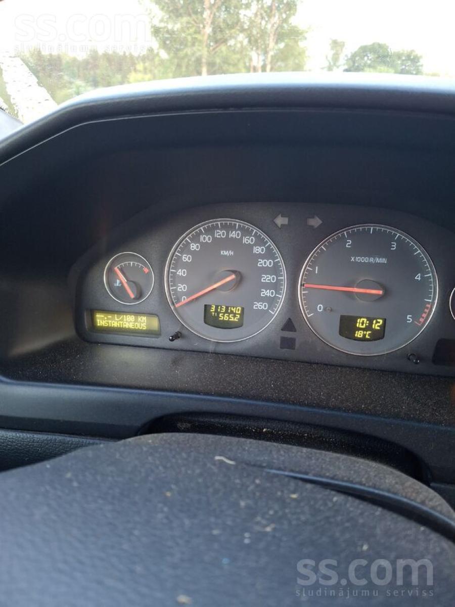 Zils Volvo S60 2005 Ogre, ar dzinēja tilpumu 2.40 L un nobraukumu 313 tūkst. km par 1650 €, foto 9 vietnē AUTOMOTO.COM.LV