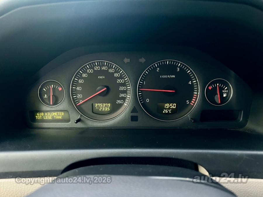Синий Вольво С60 2005 в Пярну, объемом двигателя 2.40 л и пробегом 376 тыс. км за 2990 €, фото 13 на AUTOMOTO.COM.LV
