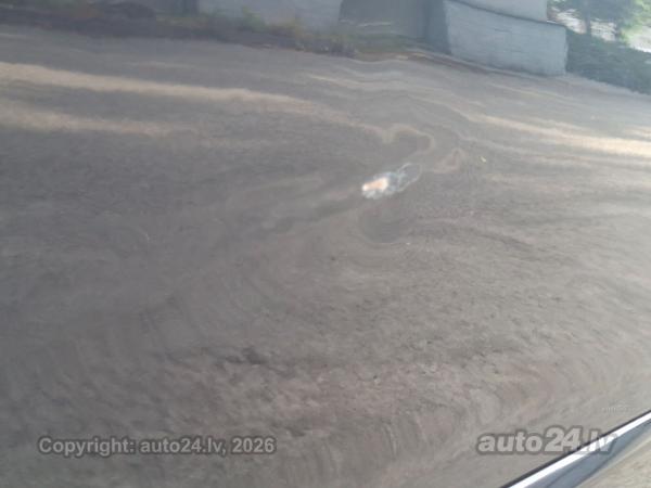 Zils Volvo S60 2005 Tallina, ar dzinēja tilpumu 2.40 L un nobraukumu 322 tūkst. km par 4000 €, foto 7 vietnē AUTOMOTO.COM.LV